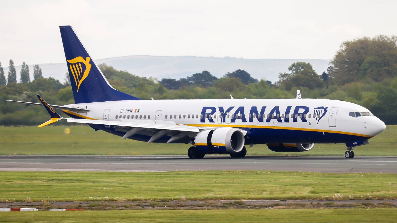 Ryanair Keeps Pressuring Irish Lawmakers To Grow Ireland’s Passenger ...