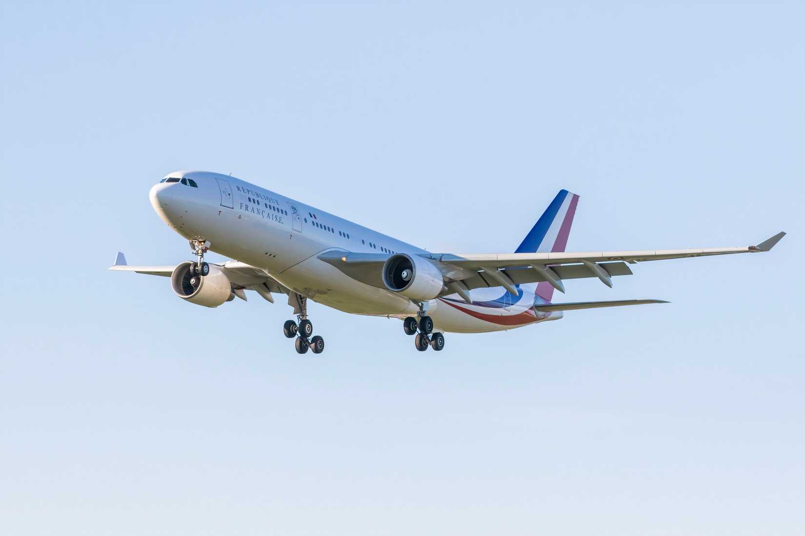 A Look At The Aircraft That French Presidential Fleet