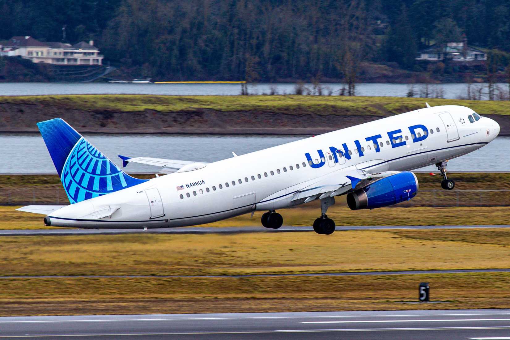 5 Top Tips For Flying With Golf Clubs In The US