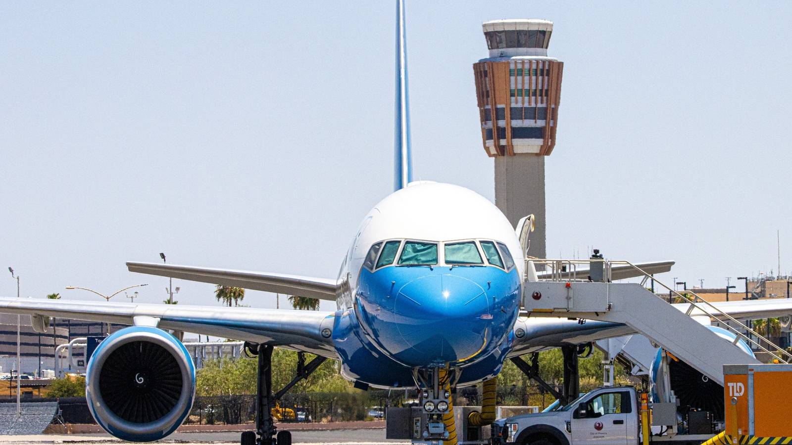 Phoenix Sky Harbor International Airport Shuts Off Water After Finding ...