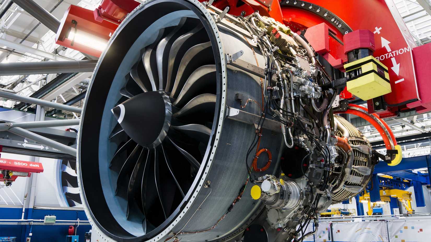 How Much Do Aircraft Engines Weigh?
