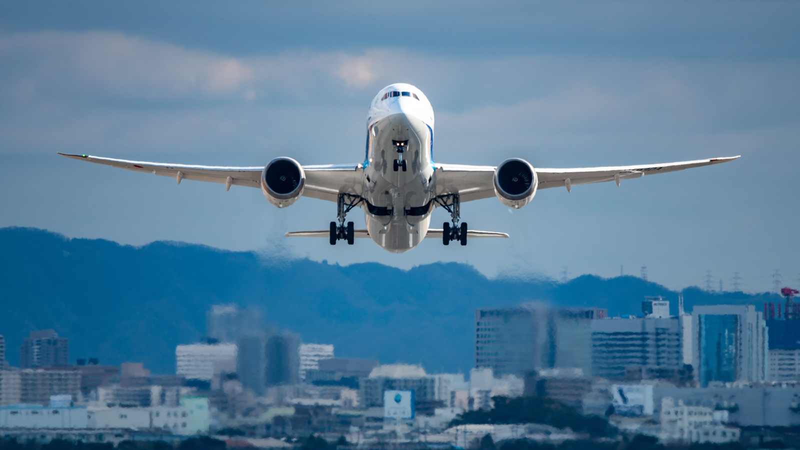 The Technical Features That Made The Boeing 787 Stand Out From The Crowd