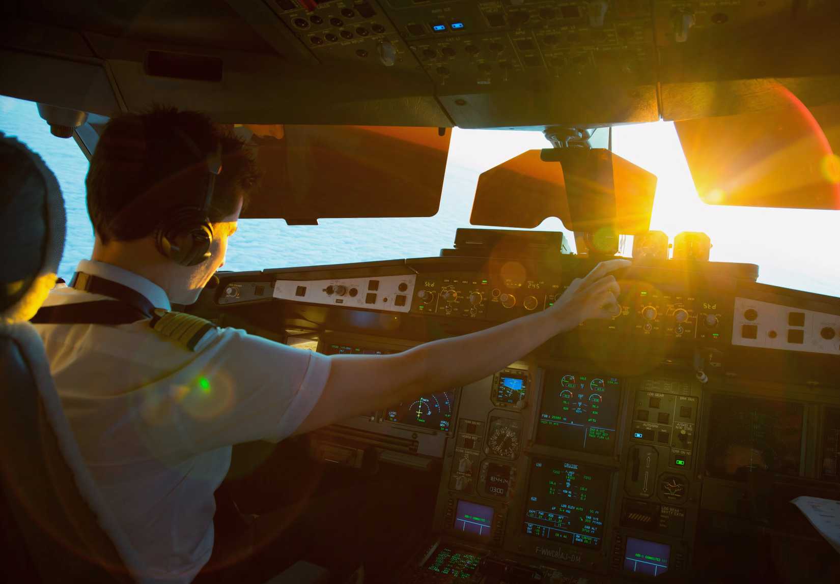 What's Special About The Airbus A330neo's Cockpit?
