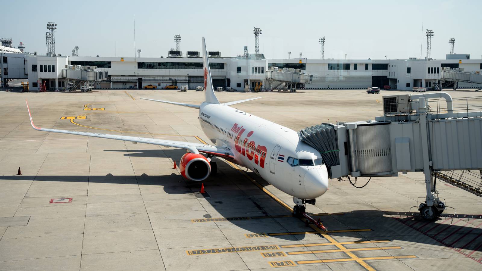 Premium Cabins Aside, Is It Time To Return To Boarding Aircraft By Rows ...