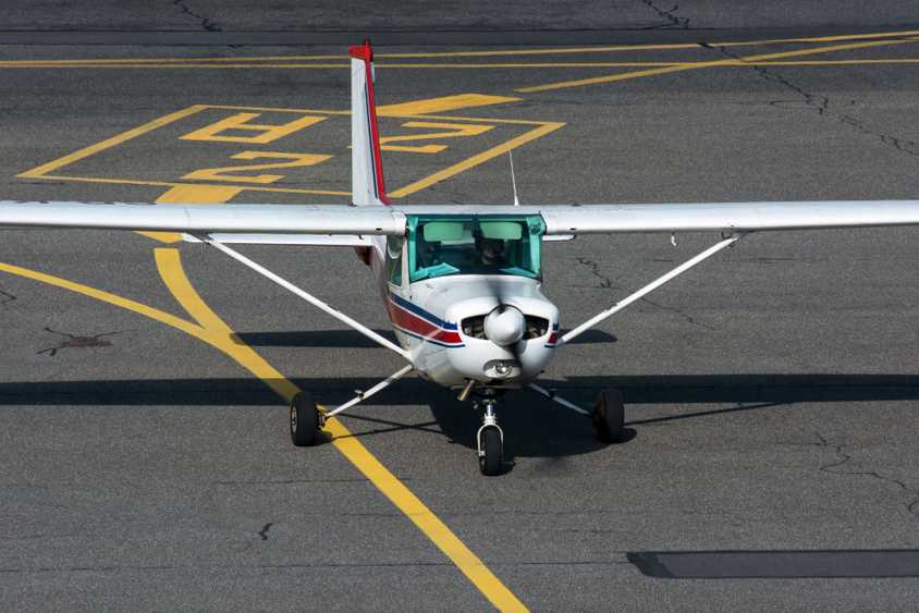 Cessna Single Engines: 6 Differences Between The Cessna 150 And The ...