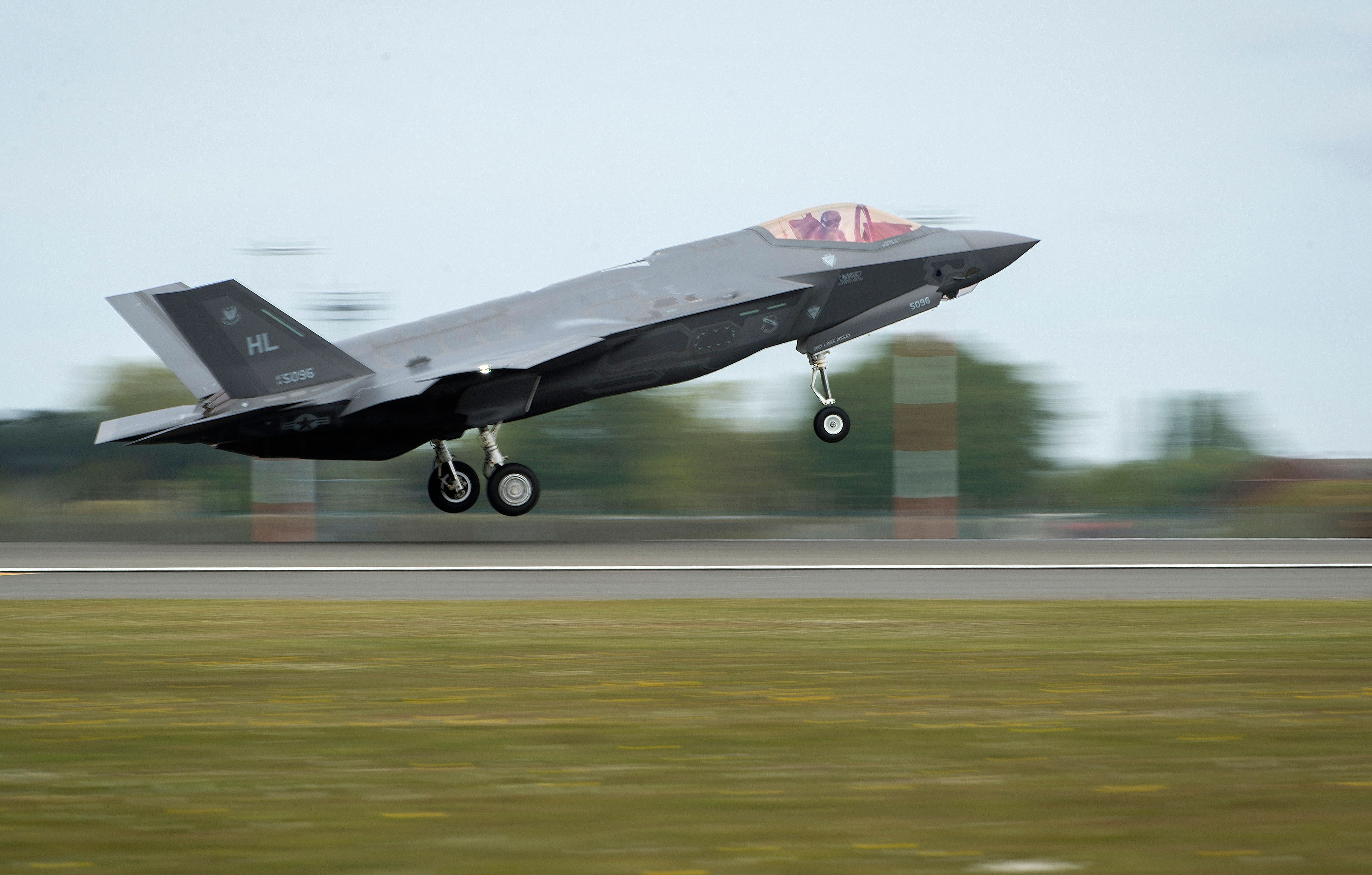 The F-35 Is Getting An Engine Core Upgrade: Cutting Fuel Burn & Adding ...
