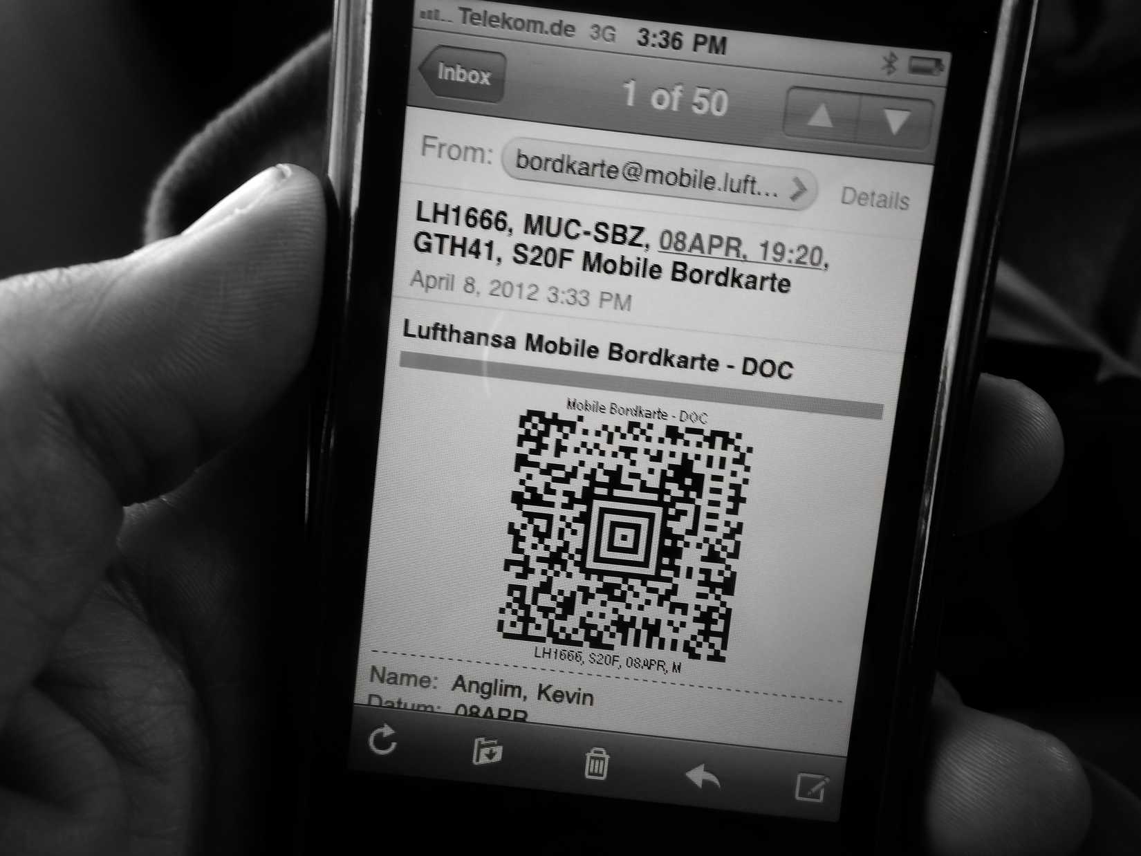 Examined: How Digital Boarding Passes Have Led To Multiple Stowaway ...