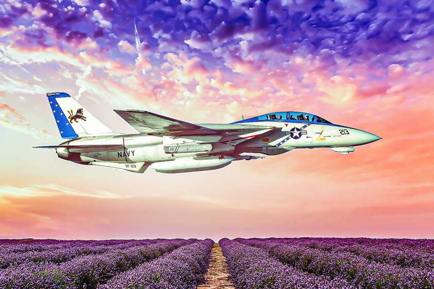 Why The US Navy's Super Tomcat 21 F-14 Fighter Jet Upgrades Never Happened