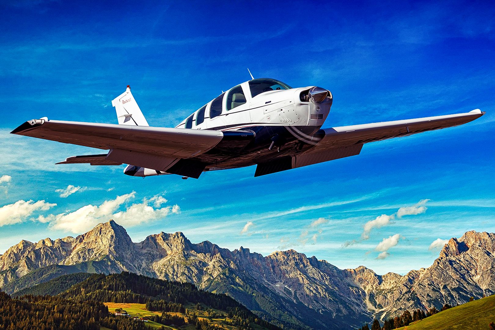 Examined: The Top Single Engine Piston Aircraft From Various Manufacturers