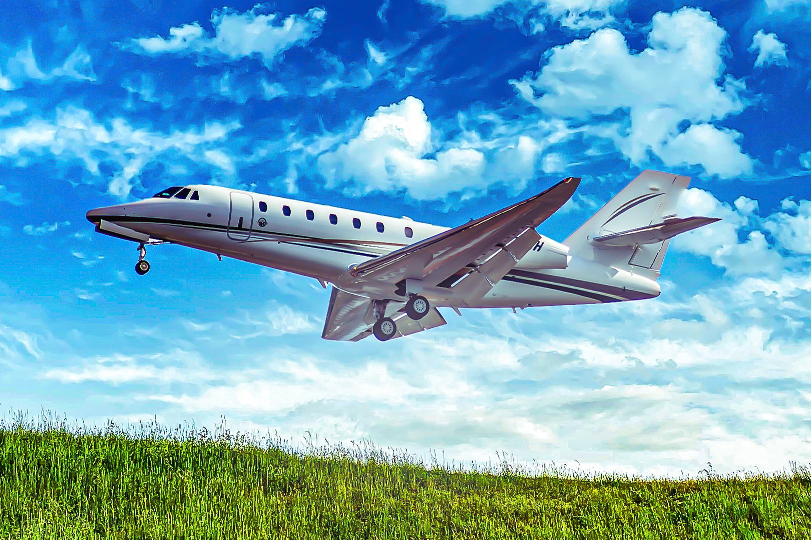 Inside The Luxurious World Of Harrison Ford's Private Jet