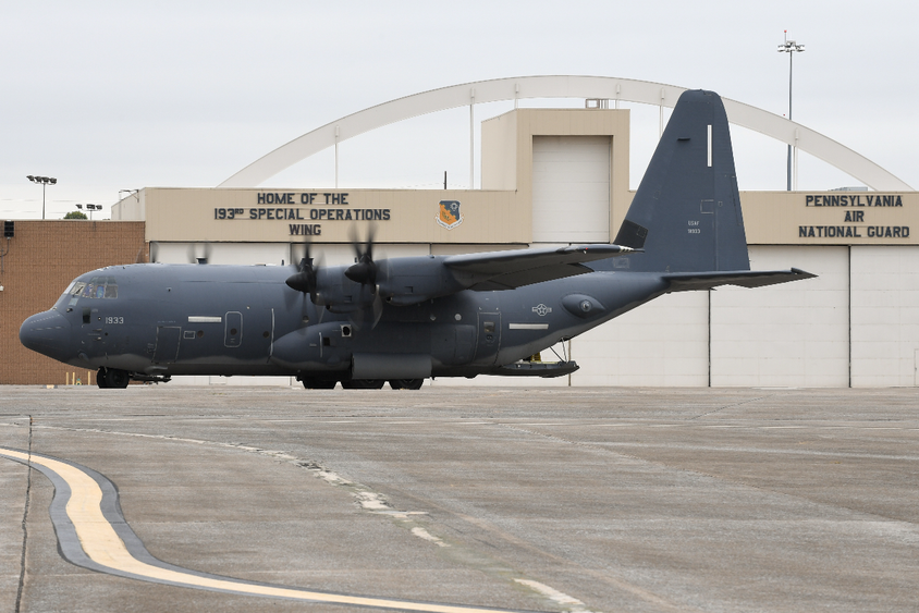 5 Ways The USAF EA-37B Compass Call Is A Game Changer In Electronic ...