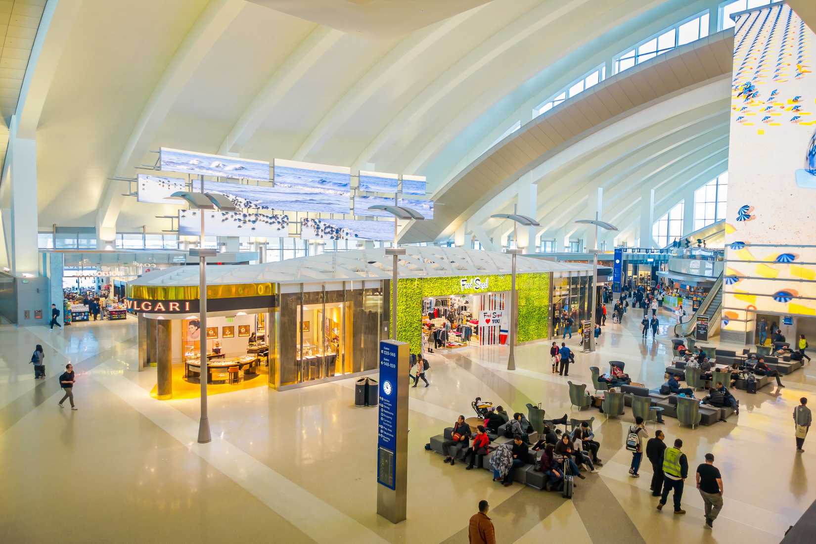 Travel Trends: Passengers Significantly Cut Back On Spending At US Airports