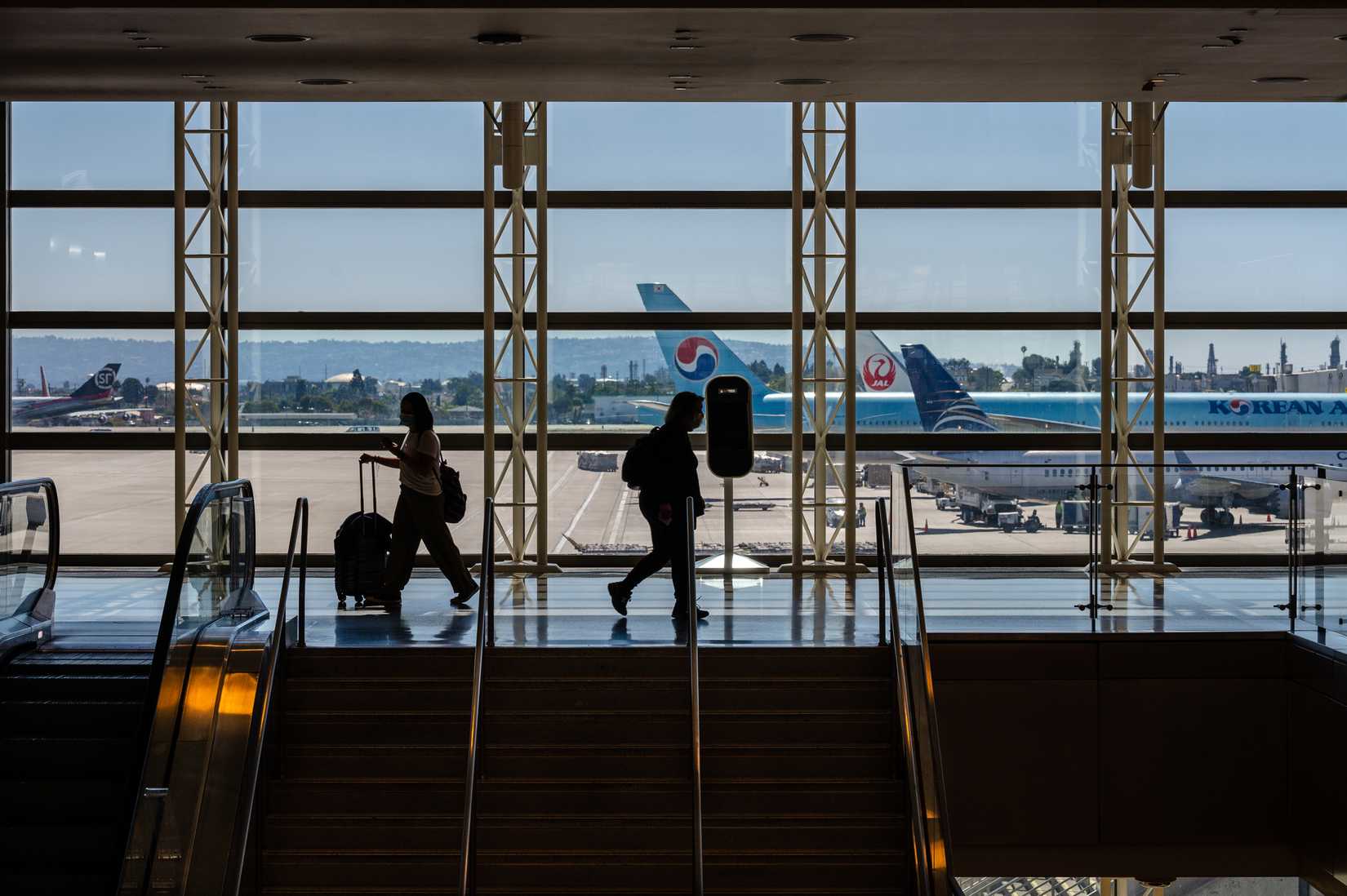 Why The Shape Of LAX Has Proven To Be A Core Problem