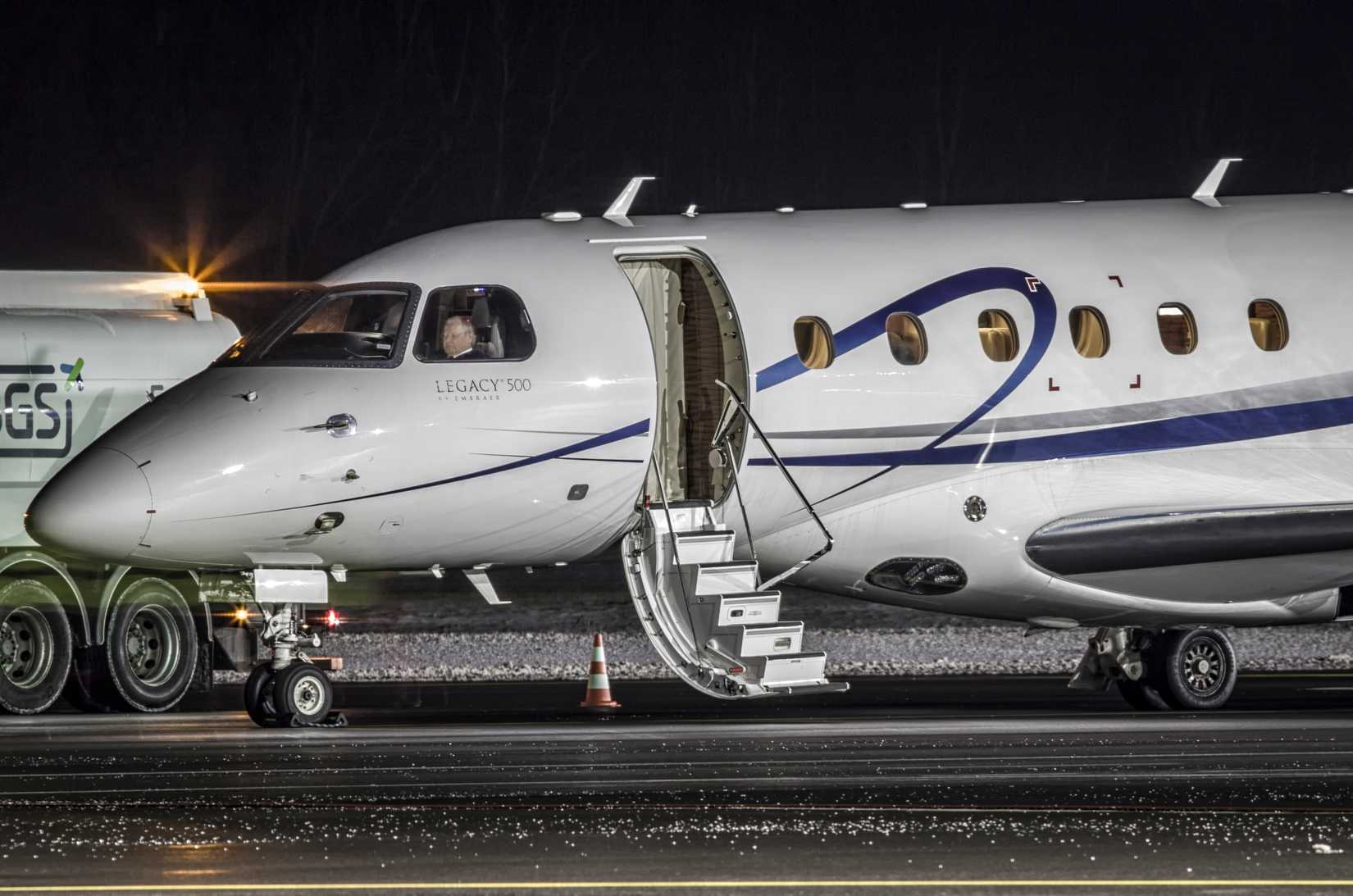 Aviation Elegance: What Distinguishes The Embraer Legacy 500?