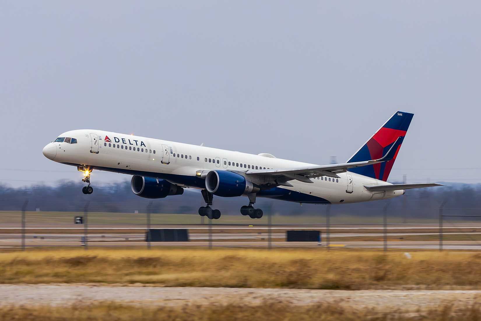 Boeing 757: 5 Fun Facts About The Popular Twinjet