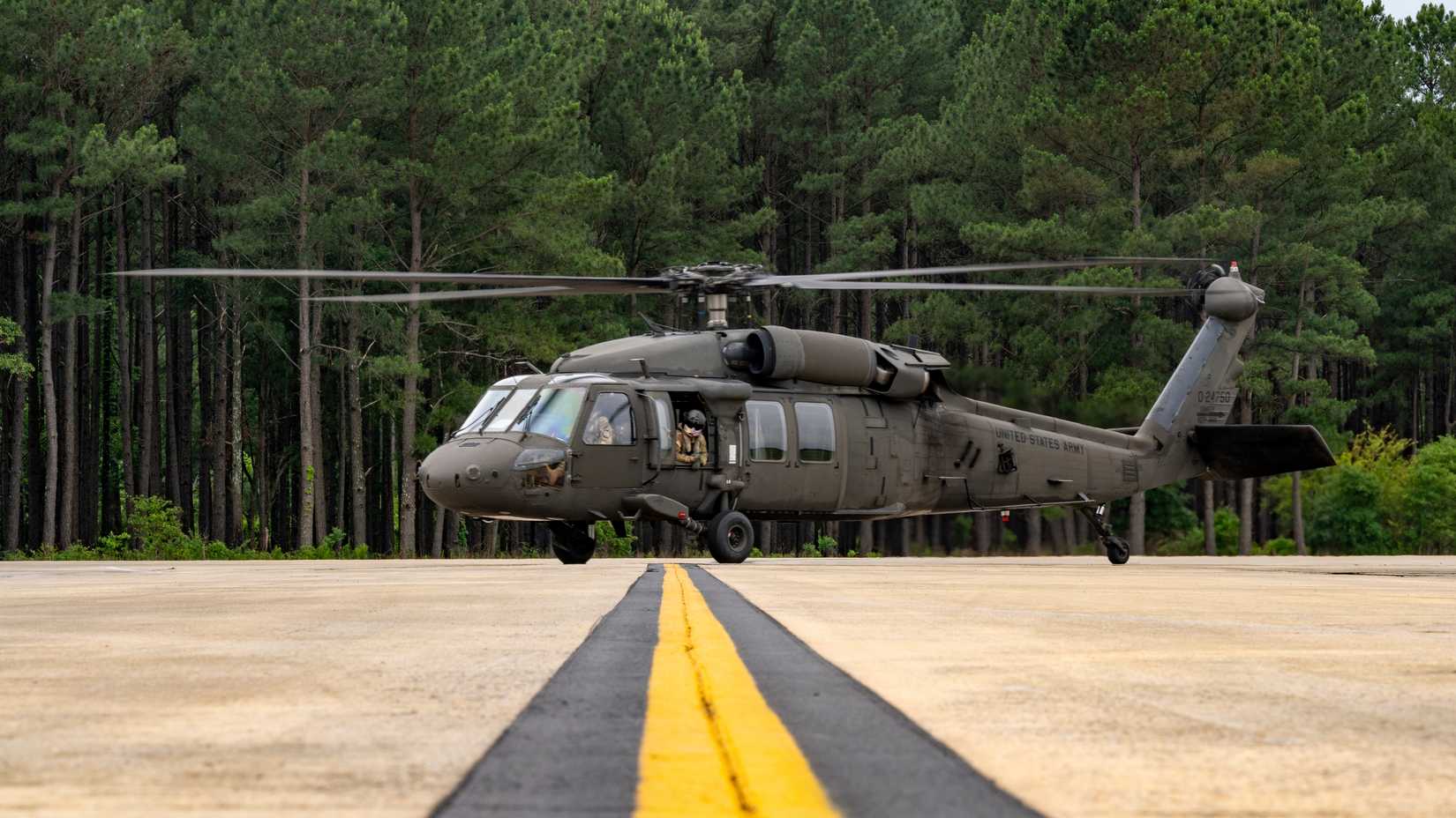 Why Does The US Army Operate Black Hawk Flights In DC?