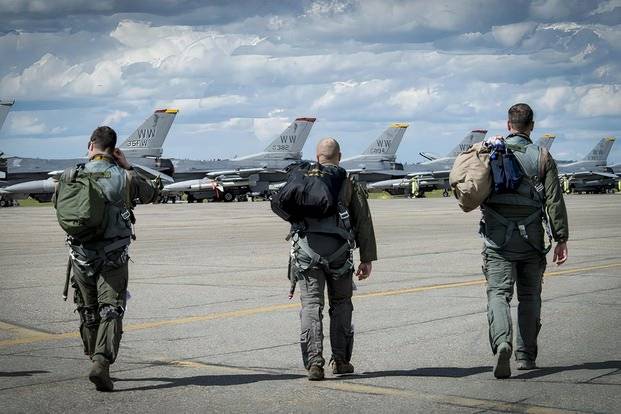 Why The US Air Force Keeps Coming Up Short On Pilots