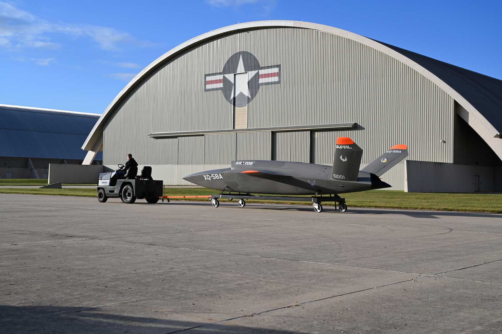 5 Fast Facts On The USAF Collaborative Combat Aircraft "Loyal Wingman ...