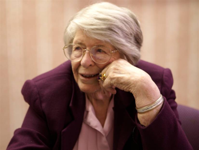 History: The Life & Times Of Pioneering Female US Aviator Elinor Smith