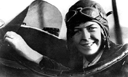 History: The Life & Times Of Pioneering Female US Aviator Elinor Smith