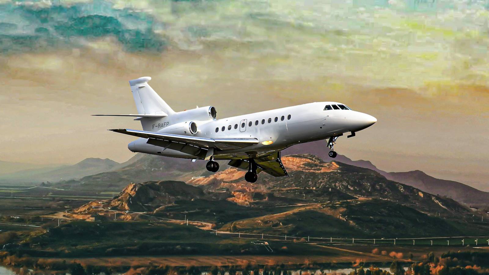 5 Features Of The Dassault Falcon 900 Series