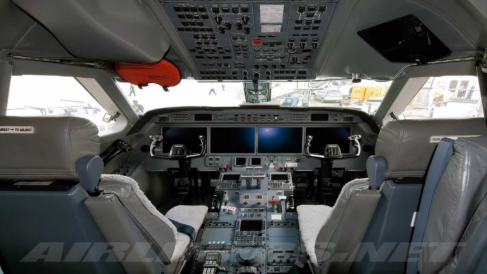 Gulfstream G550: A Look At The Private Jet That George Lucas Flies
