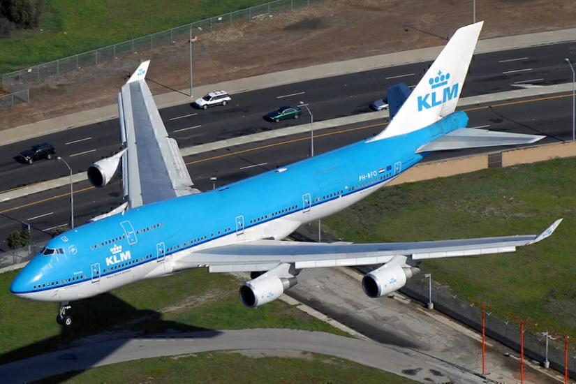 Is The Boeing 747-400 Bigger Than The 747-200?