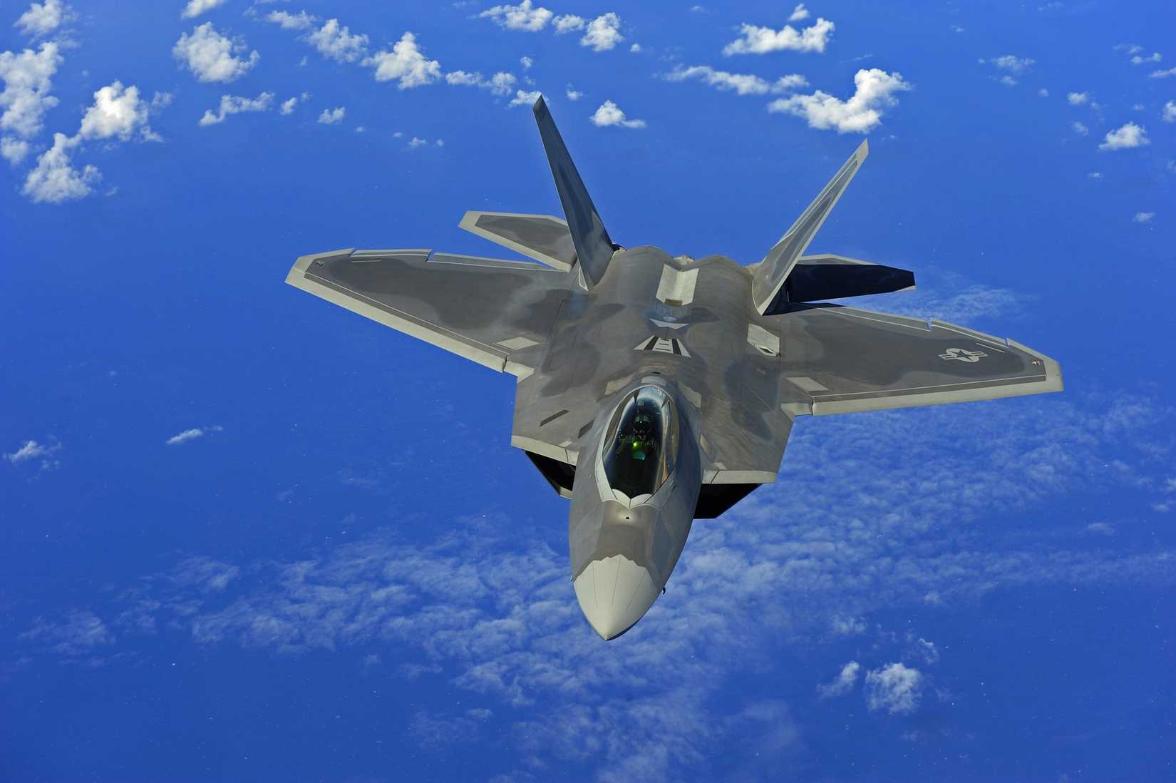 What Is The F-22 Raptor's Top Speed?
