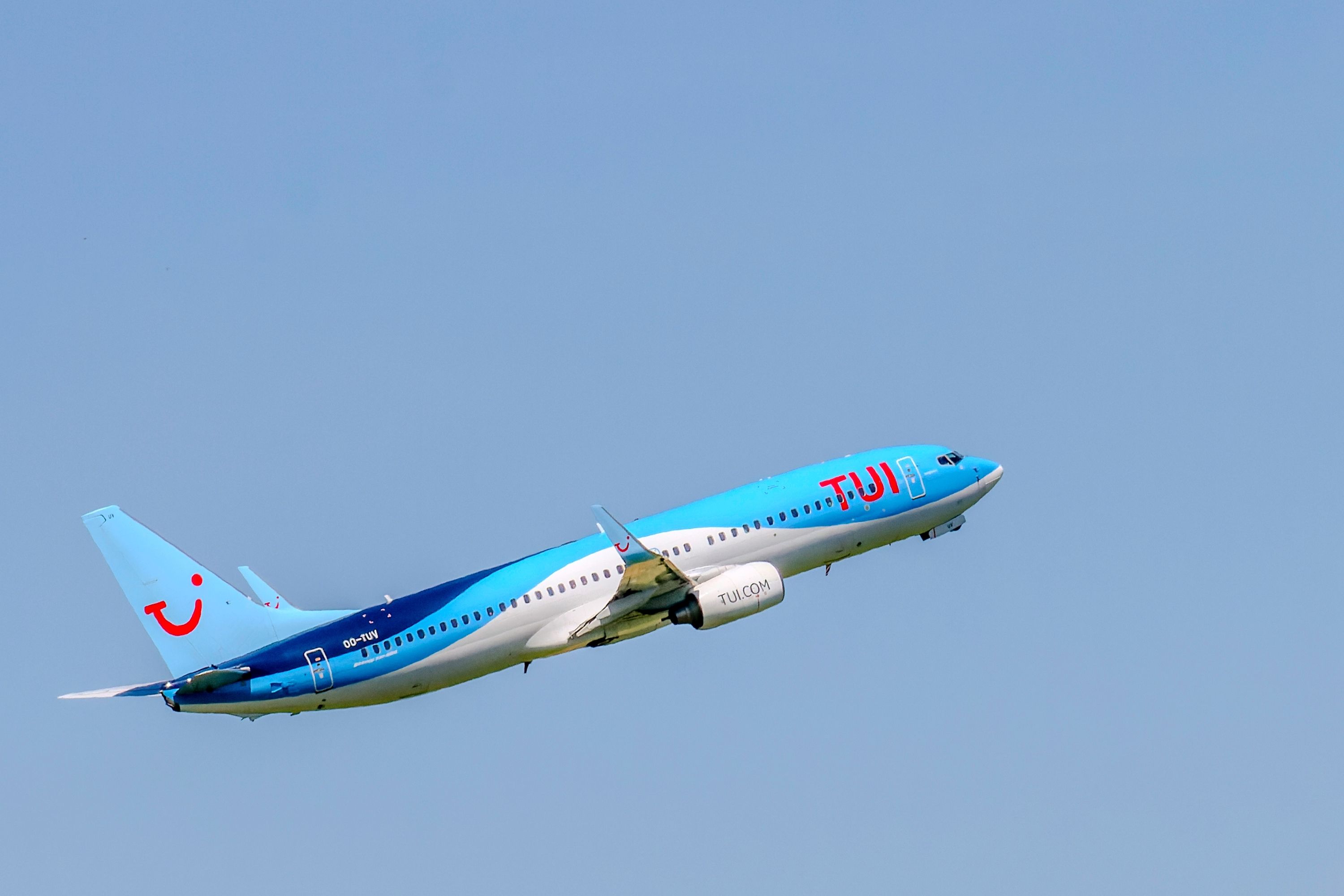 TUI Airways Has Cancelled These 12 UK Routes This Summer