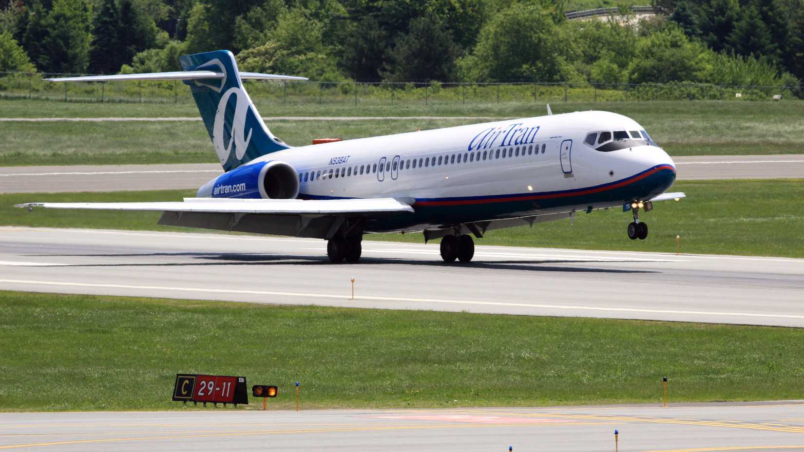 Business Express: The Corporate Version Of Boeing's 717