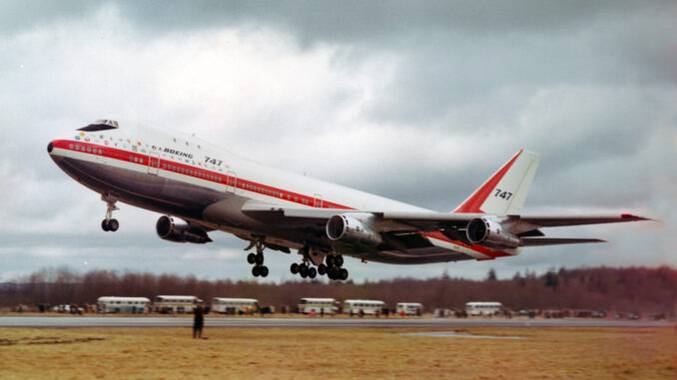 Why Have There Only Been 2 Major Double Decker Airliners?