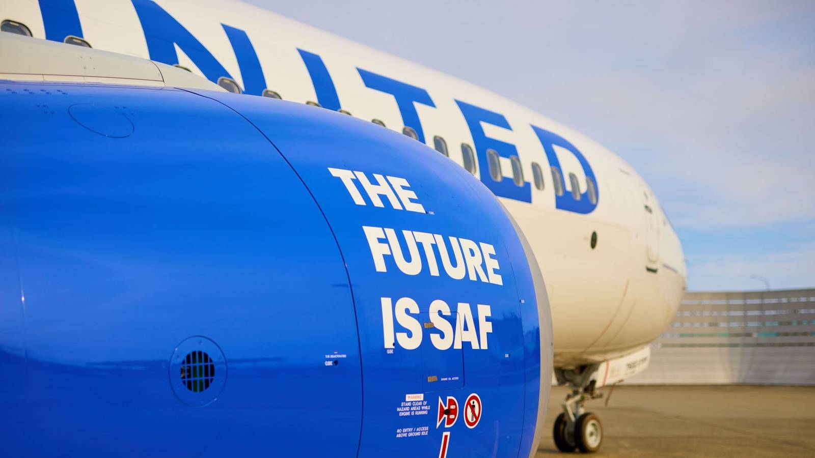 What Do You Think About United Airlines' "Future Is SAF" Livery?