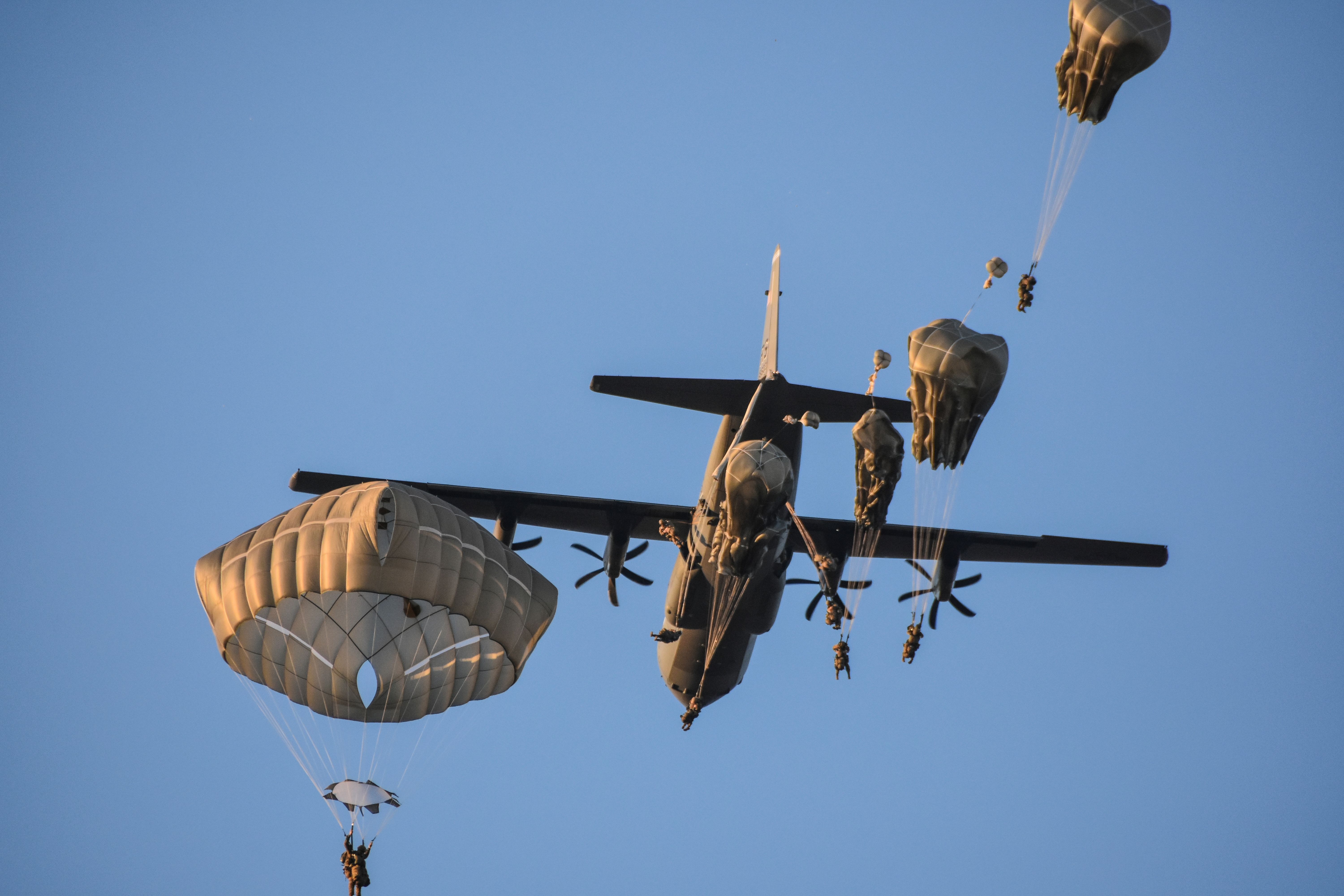 Top 5 Largest US Army Bases With Airfields