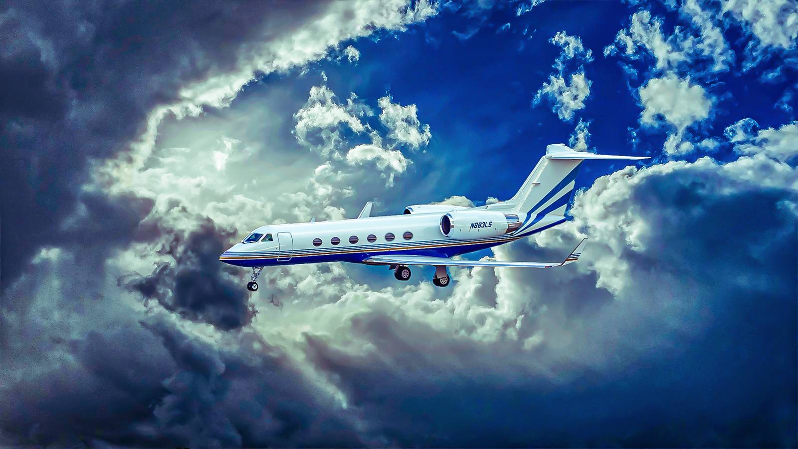 What Type Of Private Jet Does Dr. Phil Fly?
