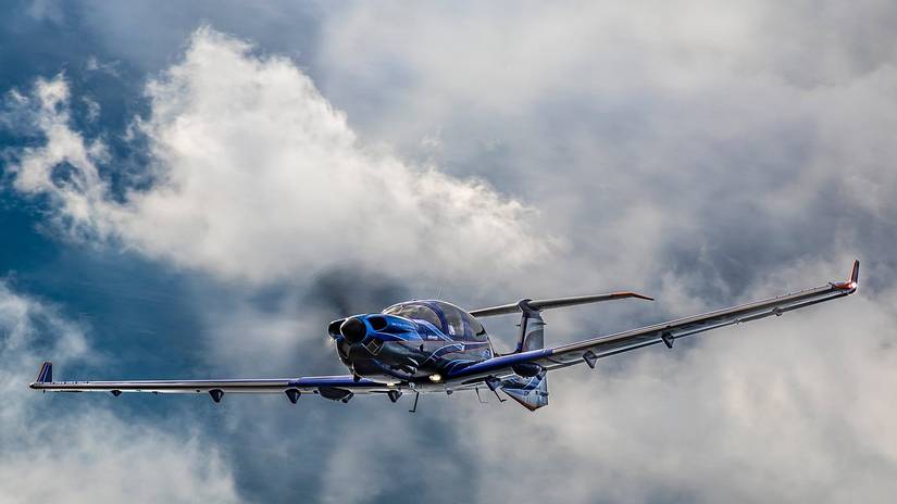 What Makes The Diamond DA50 RG Stand Out?