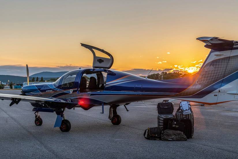 How Much Does A Diamond DA50 RG Cost?