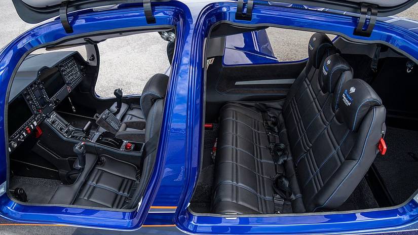 What Makes The Diamond DA50 RG Stand Out?