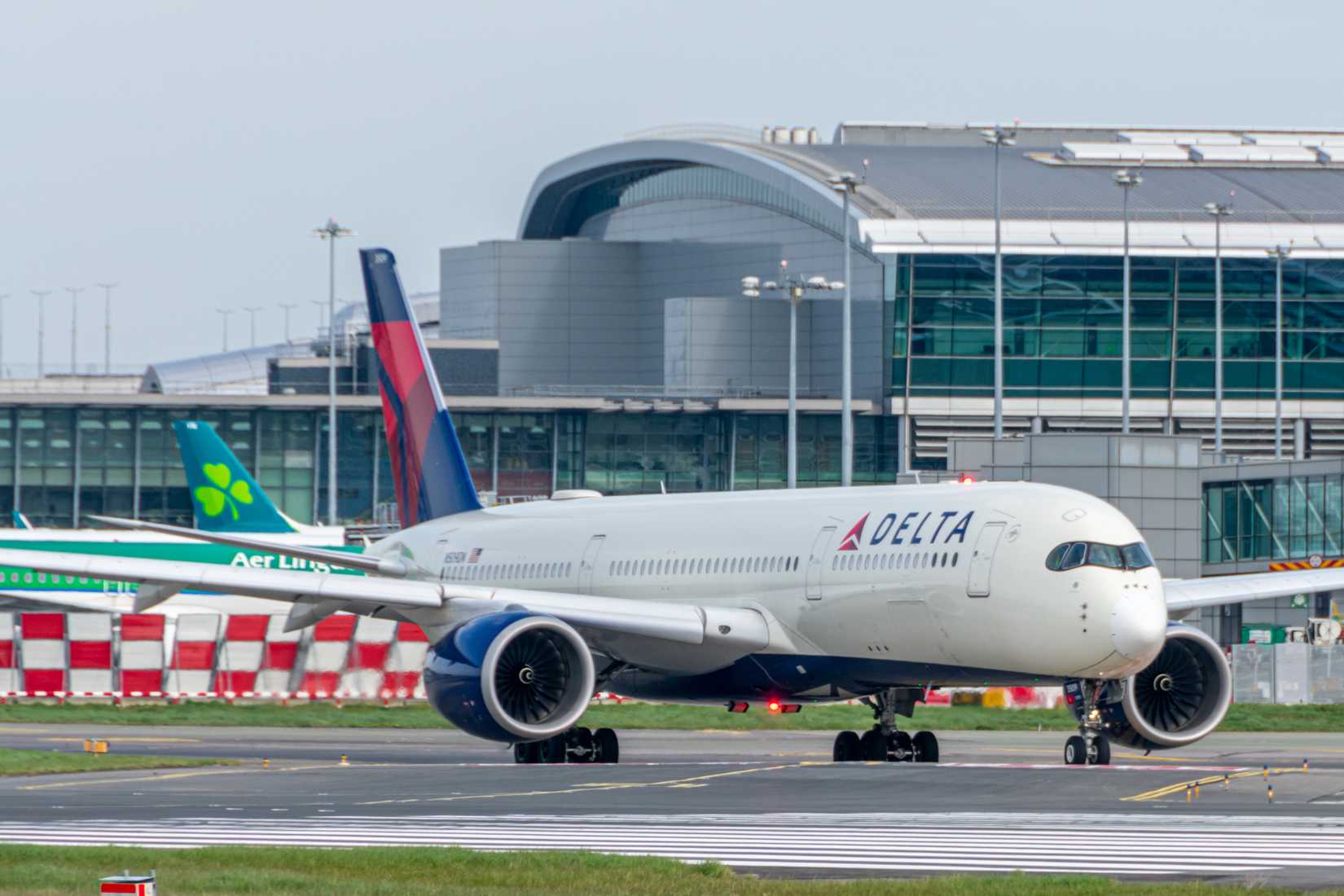 How Many New Aircraft Delta Air Lines Will Add To Its Fleet In 2025