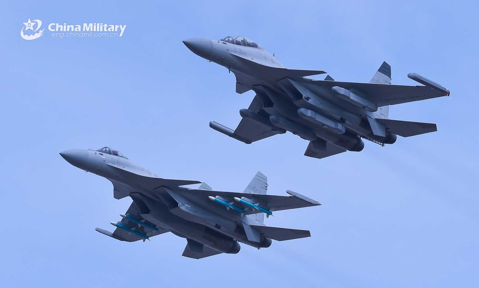 5 Chinese Military Planes On Display At Airshow China