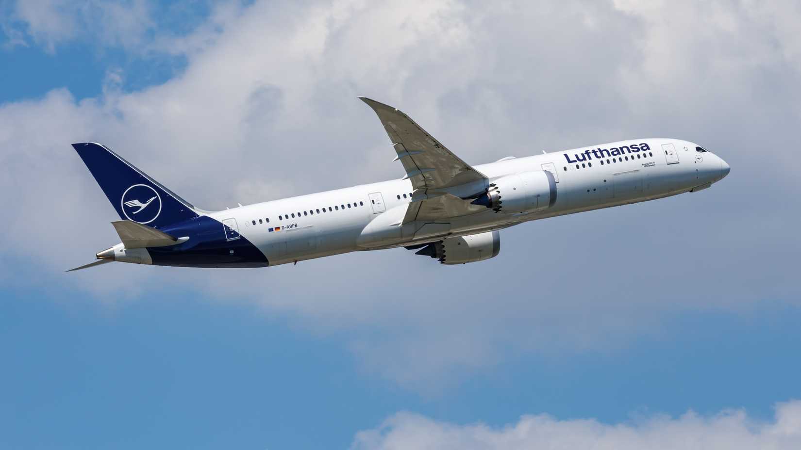 12 Routes: Where Lufthansa Is Flying The Boeing 787 Dreamliner