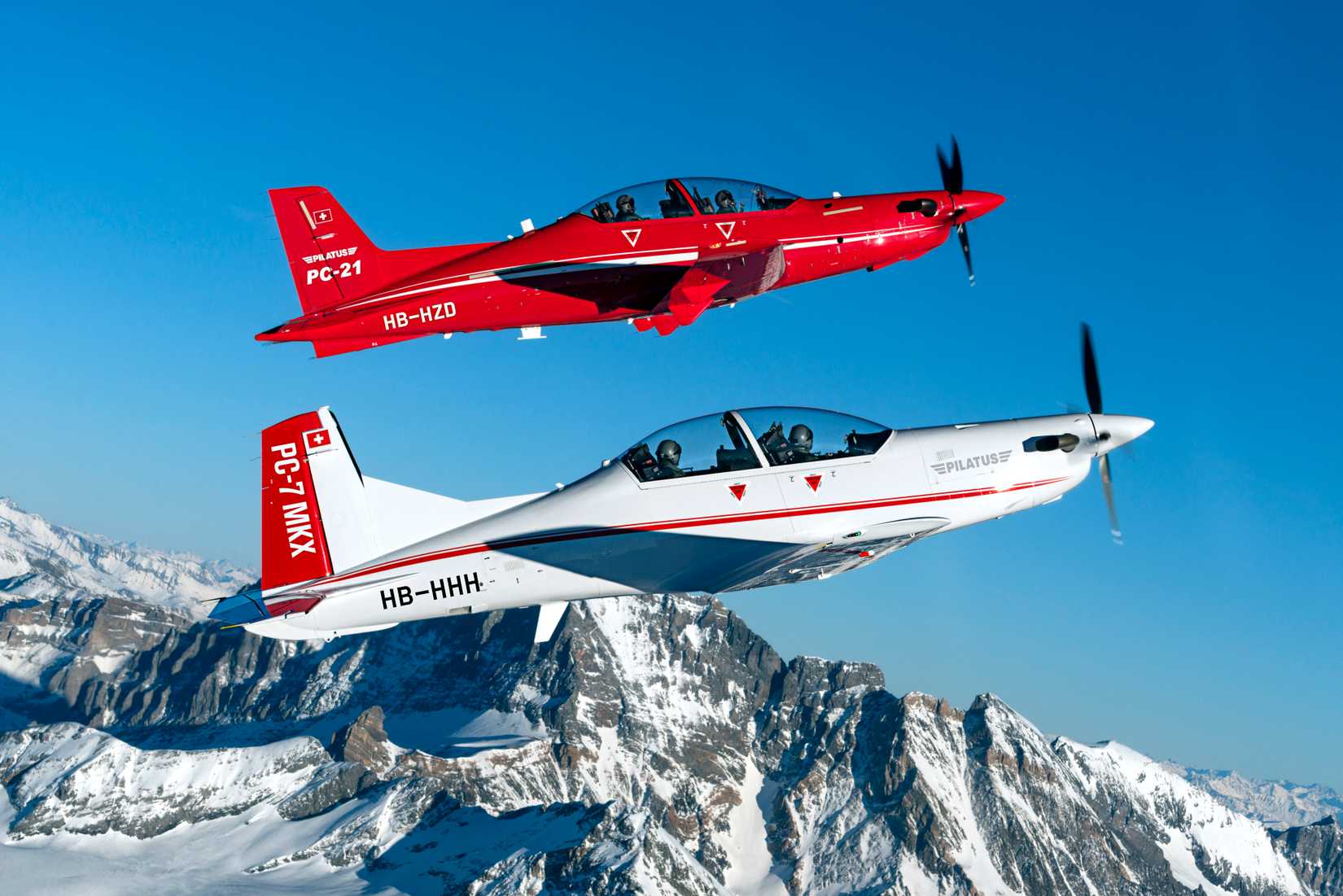 What Air Forces Operate The Pilatus PC-21 Trainer?
