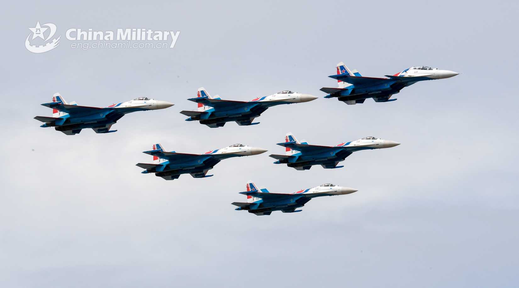 5 Chinese Military Planes On Display At Airshow China