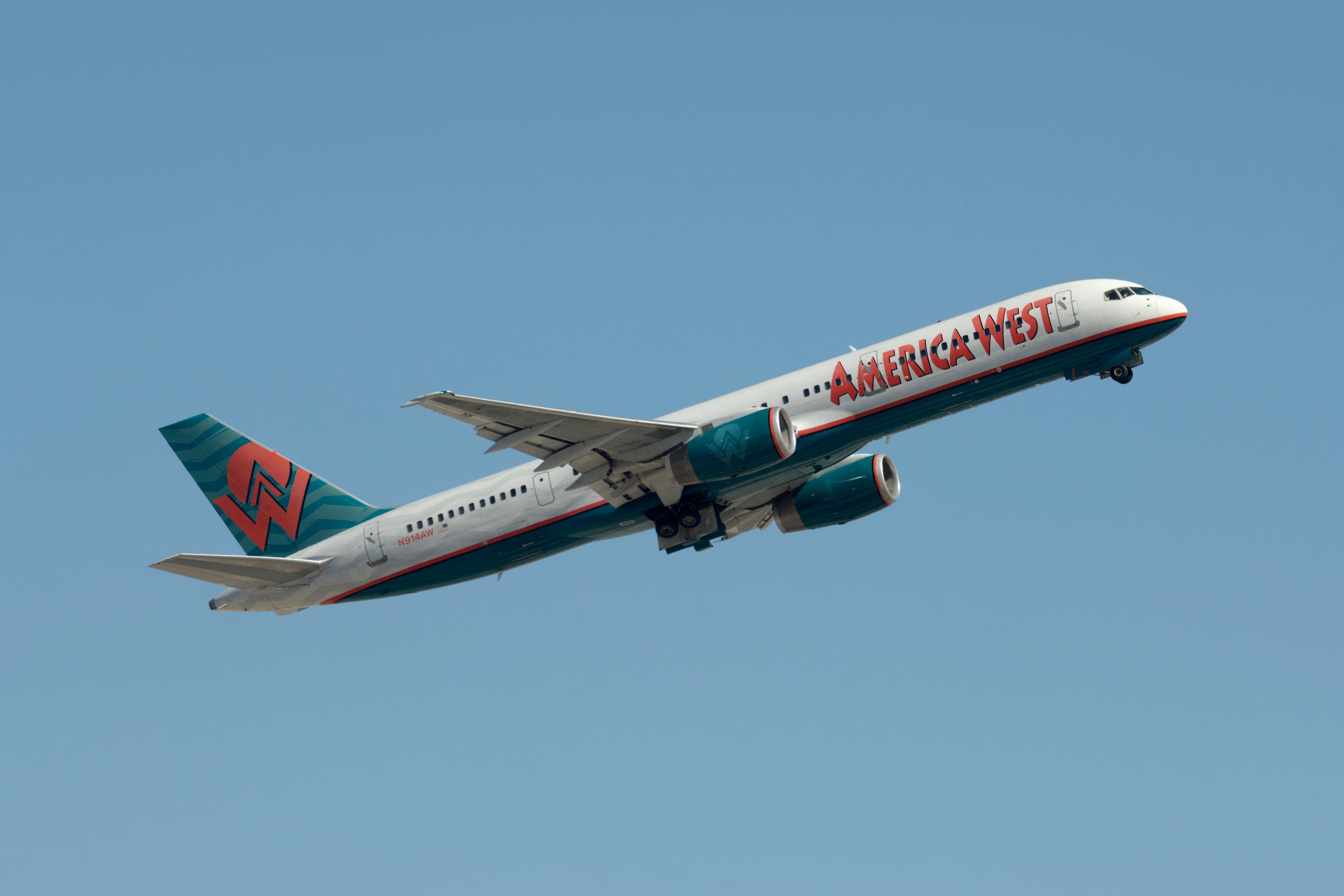 West Airlines America Amazon.com: Flight Miniatures America West