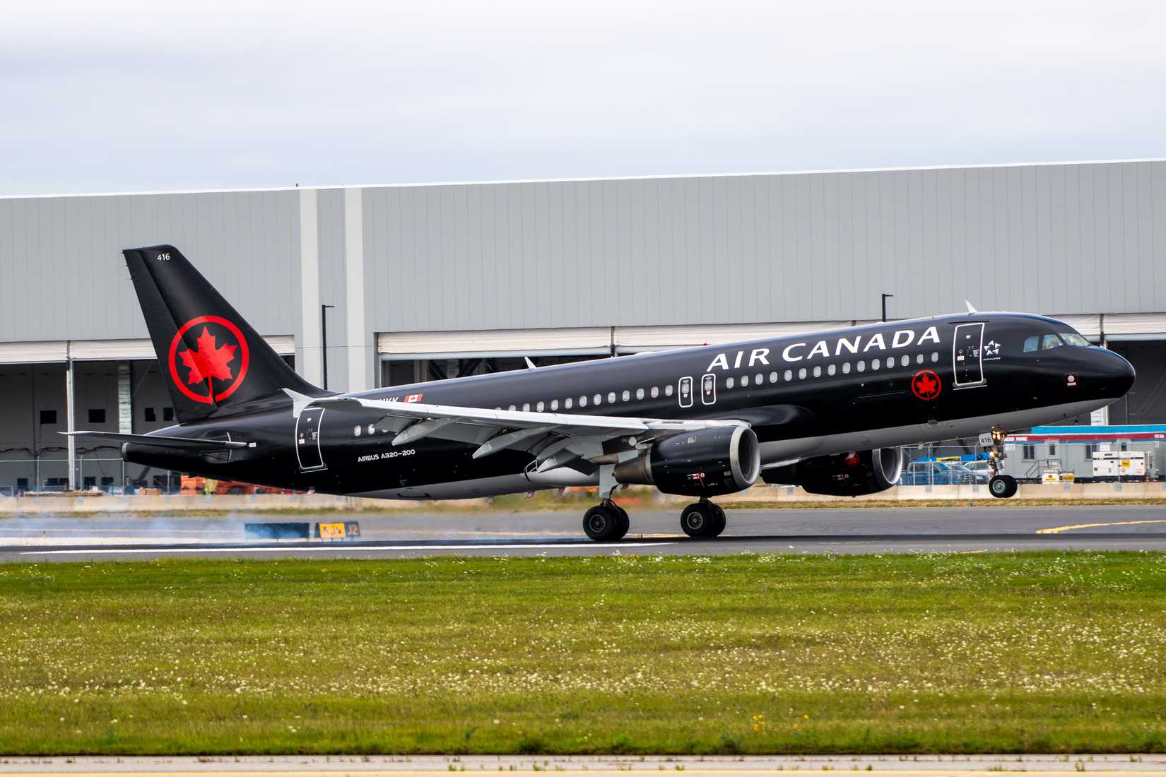 Past & Present: Examining Air Canada's Various Subsidiary Airlines