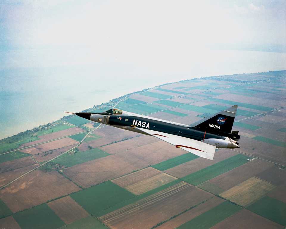 Convair F-102 Delta Dagger: What Went Wrong With The World's 1st ...