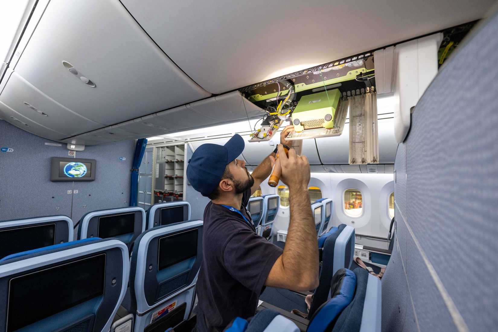 KLM Completes Premium Comfort Class Conversion Across Boeing 777 And ...