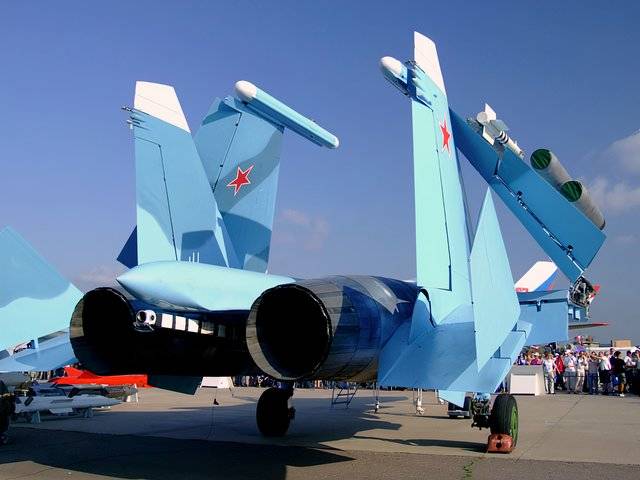 The Su-33: A Deeper Look At The Russian Carrier-Capable Fighter Jet