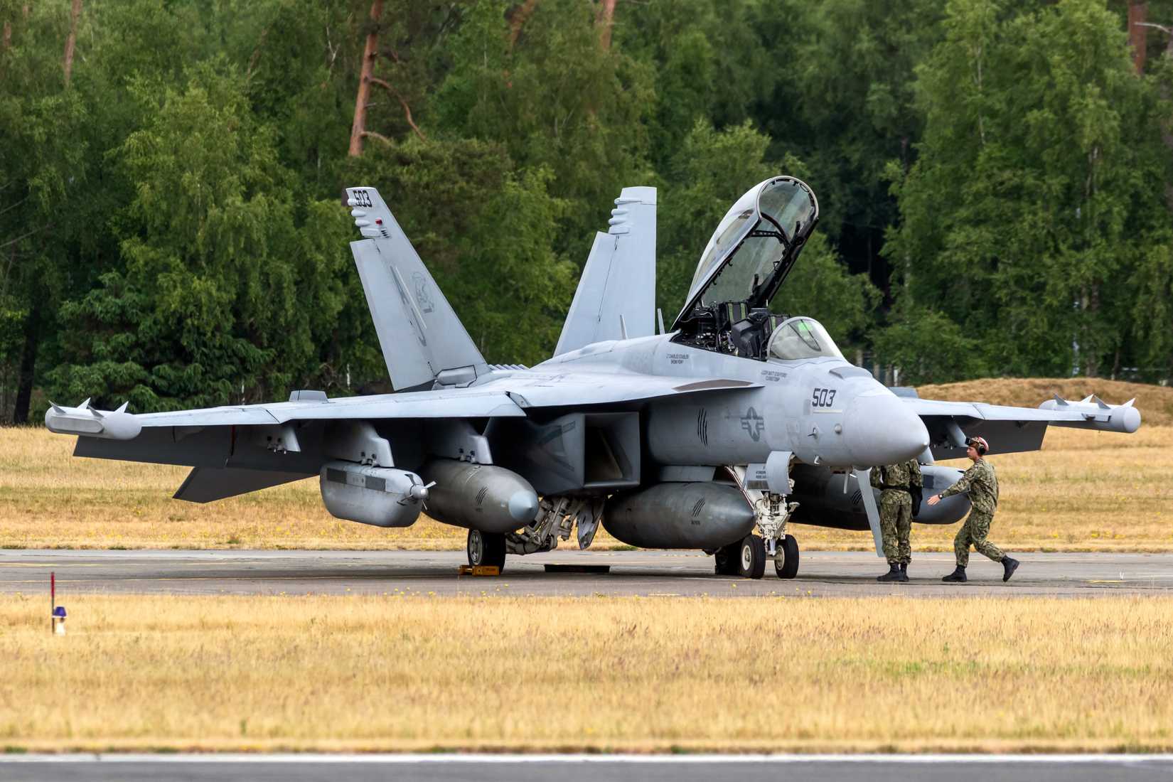 How Powerful Is The US Navy's ALQ-249 Next Generation Jammer?