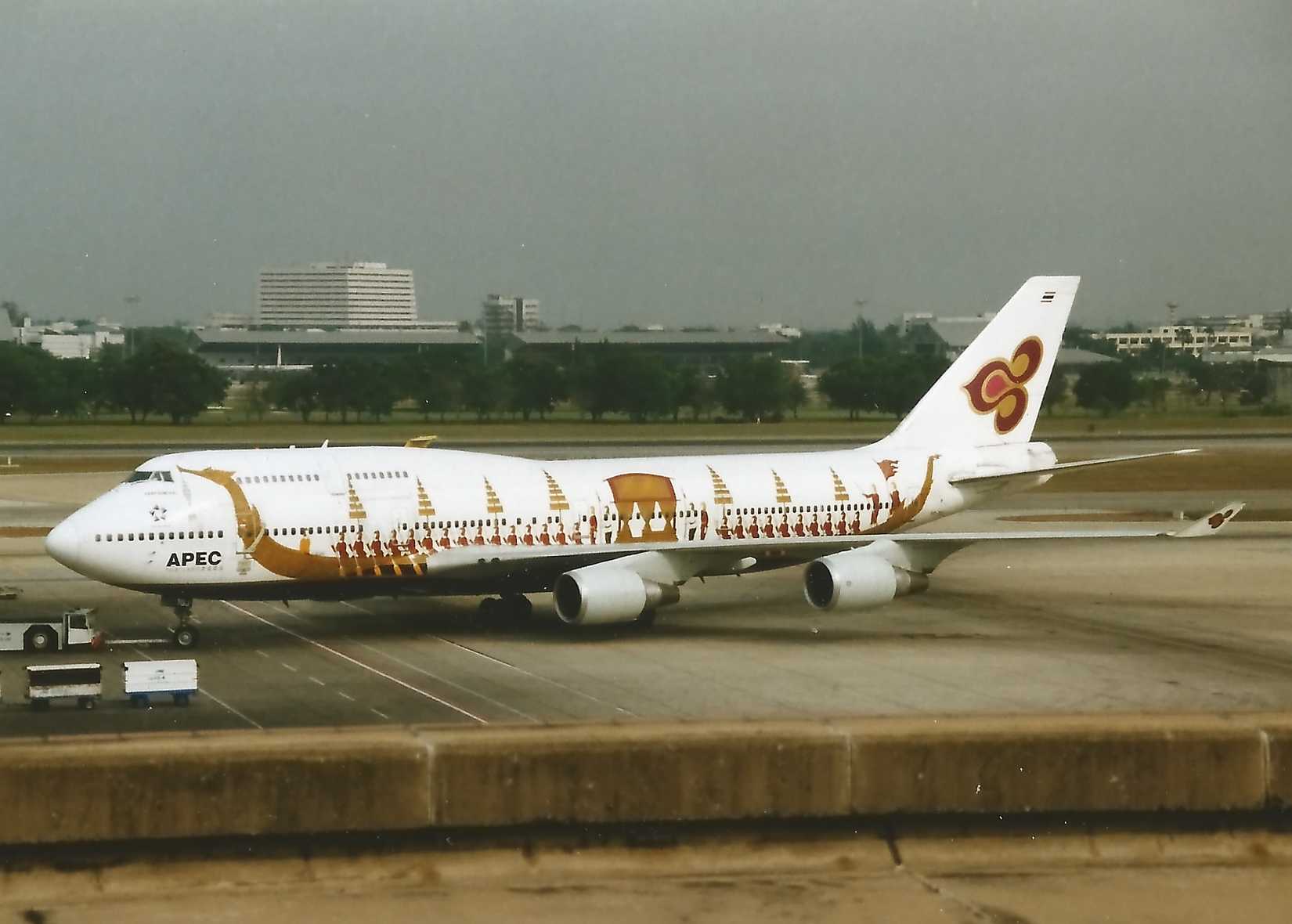 5 Boeing 747 Special Liveries & The Stories Behind Them
