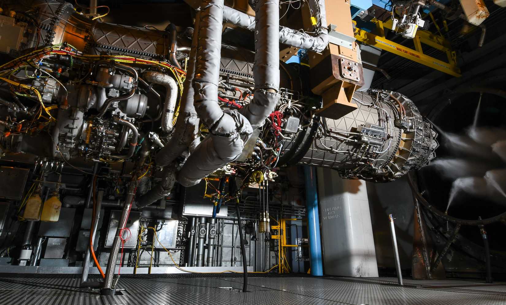 How Do Variable Cycle Engines Work On Fighter Jets?